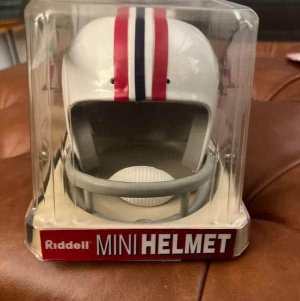 New England Patriots Mini Throwback Helmet 1965-1981